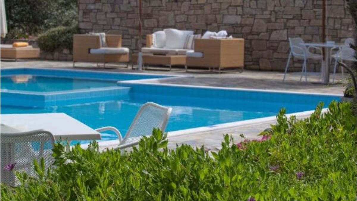 Karavia All day Restaurant - Santikos Collection